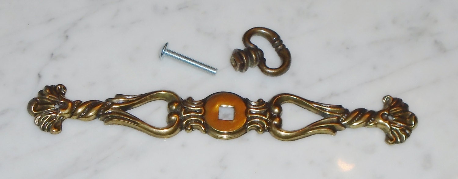 2 KBC N3020 Handles & 2 KBC 45496 Brass Key Knob and Back - Etsy