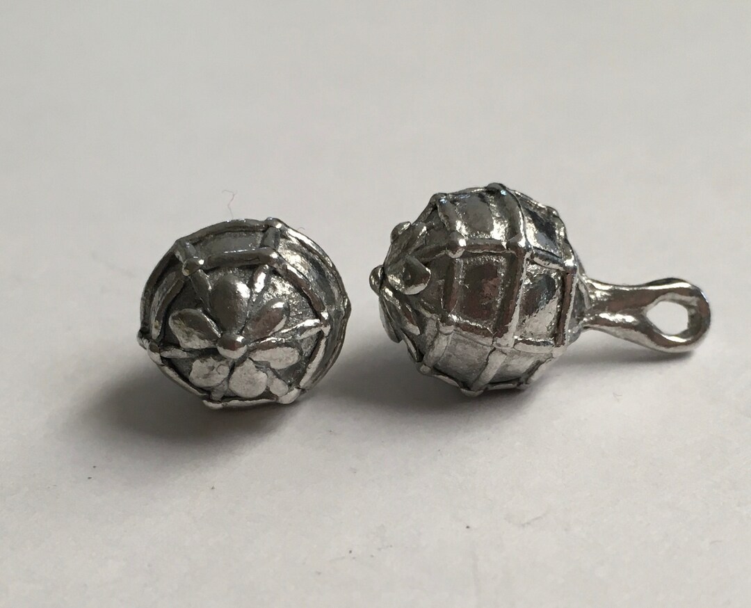 Set of 12 Replica Tudor Pewter Thomas Key Buttons for Renaissance or ...