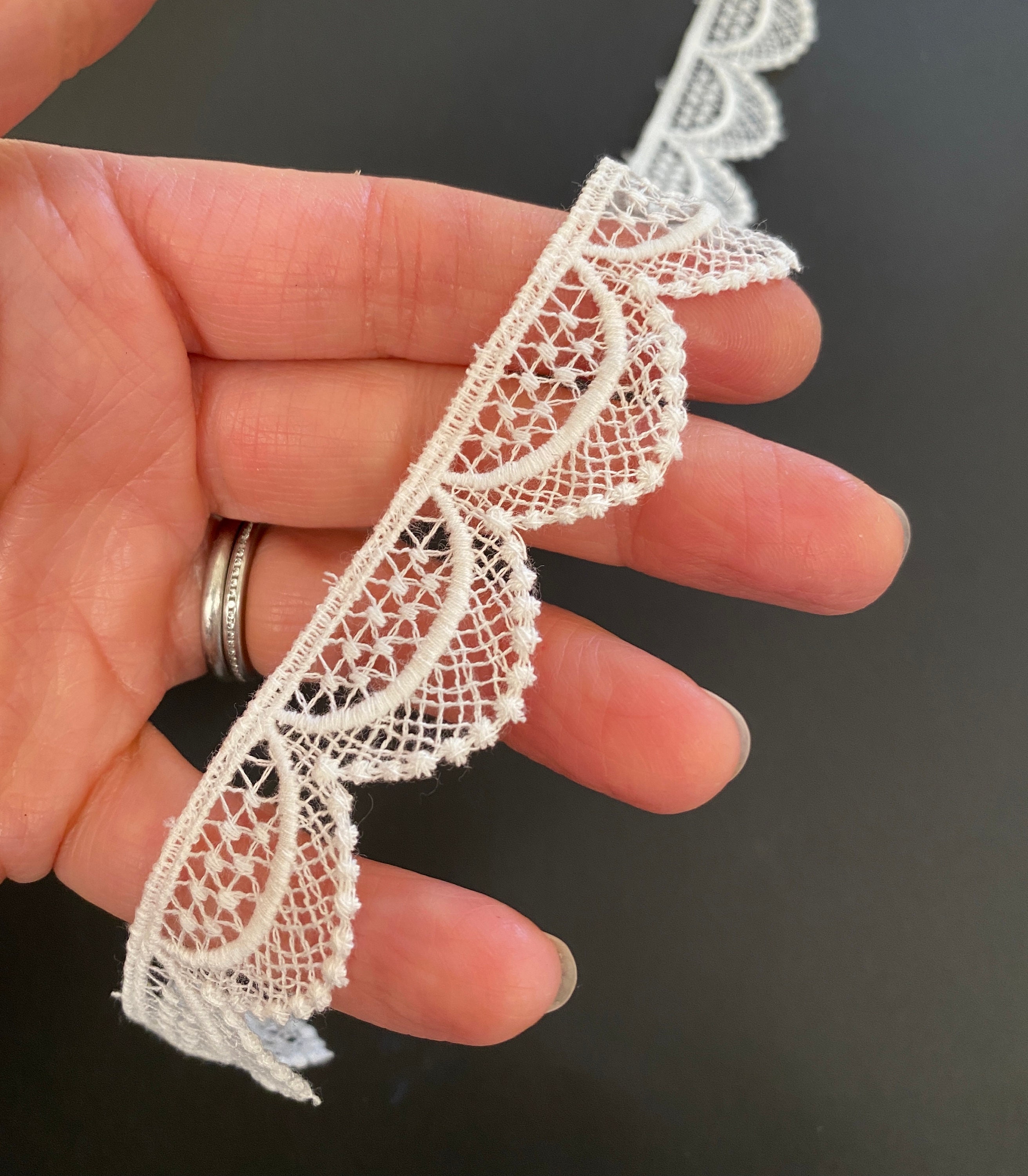 Tudor Style Shallow Scallop Lace for Renaissance/Elizabethan | Etsy