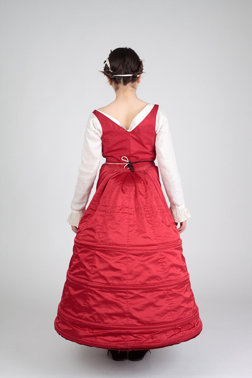 Pattern for Tudor & Elizabethan Lady's Spanish Farthingale With Pad ...