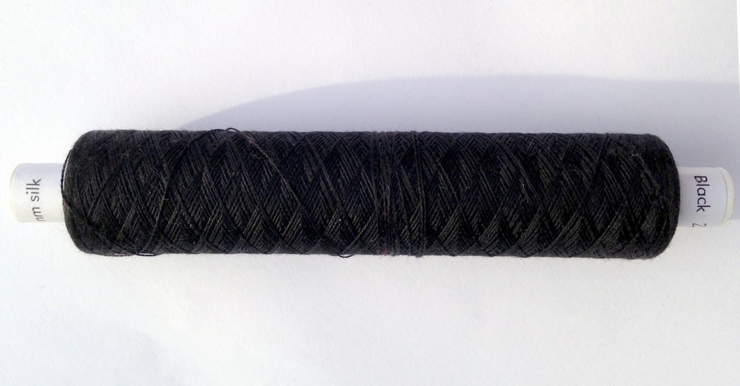 Tudor Style Silk Thread for Renaissance/elizabethan Reenactment - Black ...
