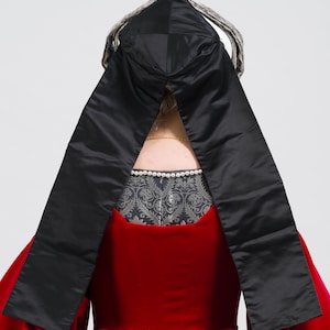 Pattern for Henrician Lady's Bonnet & Frontlet - Nowadays Also Called ...