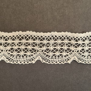 Tudor Style Newstead Nottingham Lace for Renaissance or Elizabethan ...