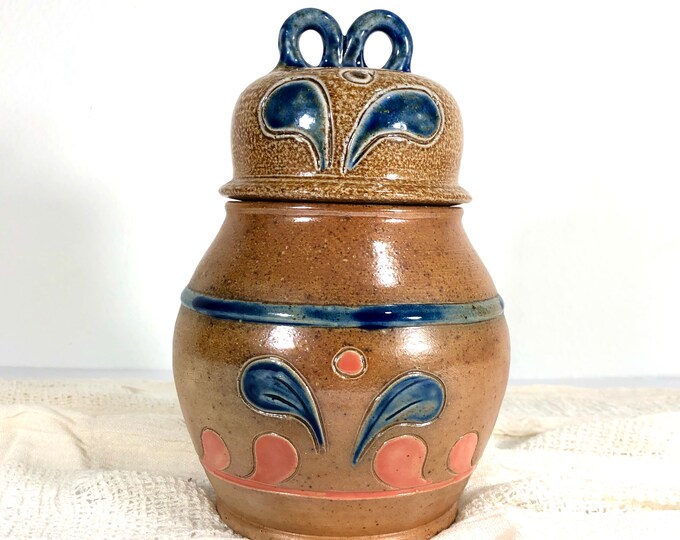 Darling Vintage Stoneware Pot With Lid Wheelthrown Clay Jar With Lid ...