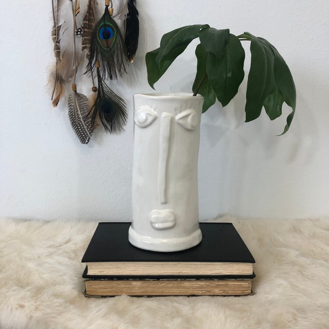 Funky Long Face Vase Ceramic Cream Vase With Eyes, Lips & Nose why the ...