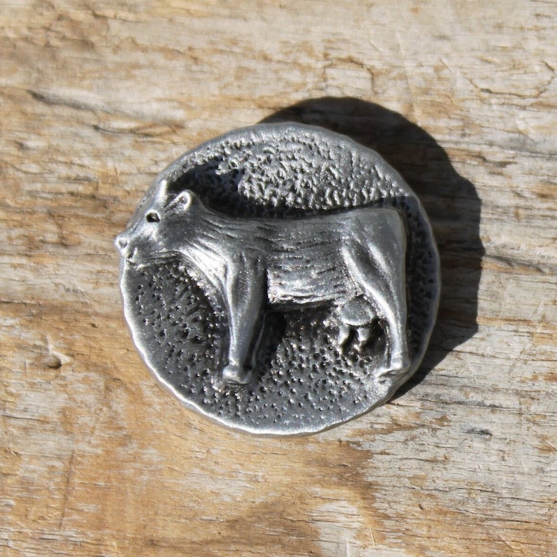 Shank Buttons Cow - Etsy