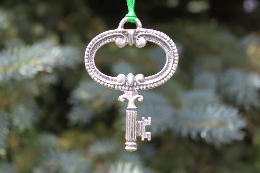 Hastings Pewter Company Lead Free Pewter Key Ornament Metal Window ...