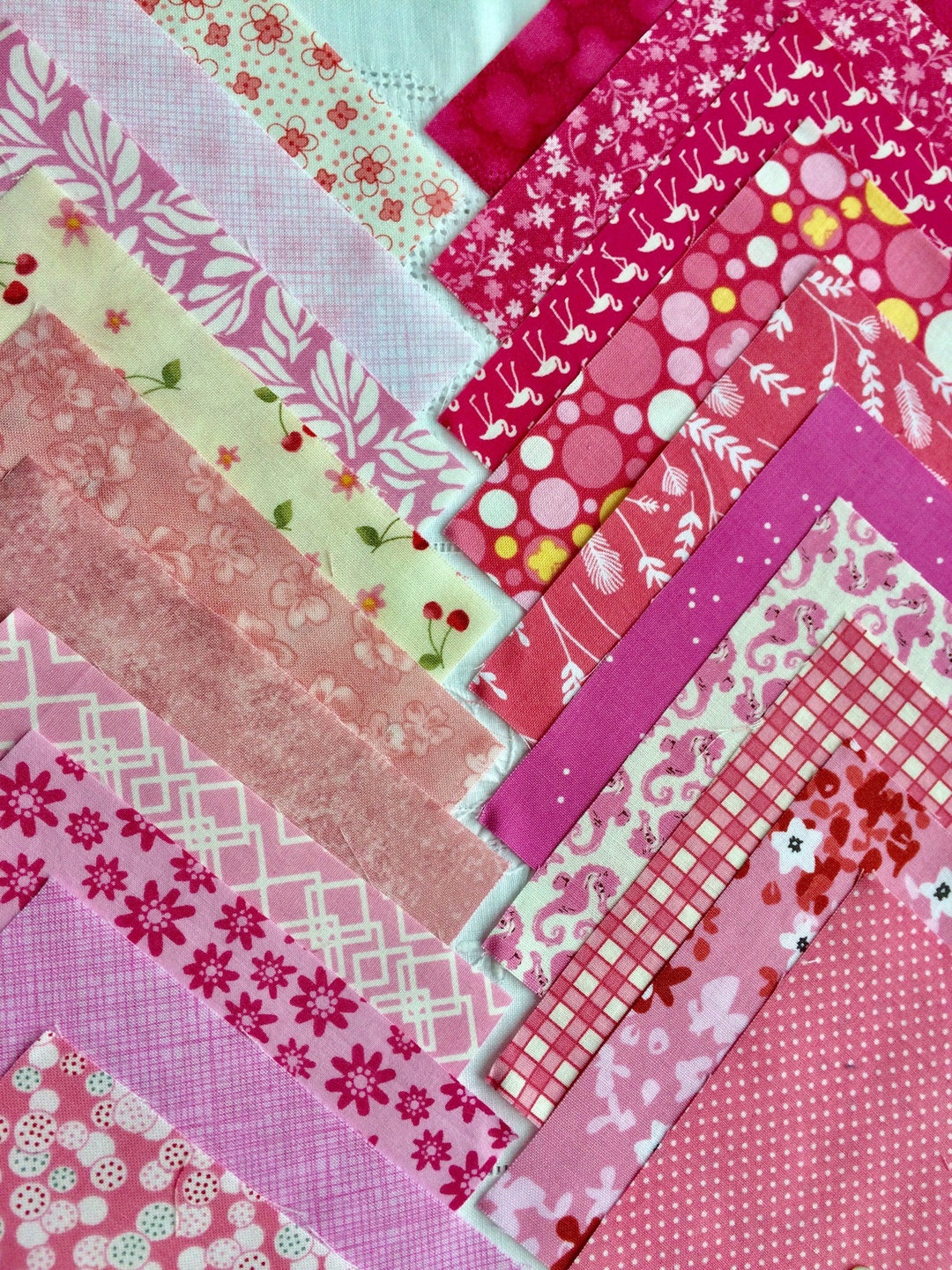 Beautiful Pinks, 20 Fabric Squares for Patchwork. - Etsy