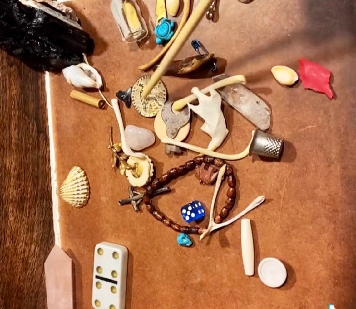 Bone Casting Reading - Throwing the Bones - Osteomancy - Etsy