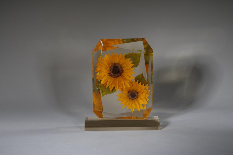 Hand-carved Sunflower Sculpture – Vibrant Acrylic Floral Art, Nature ...
