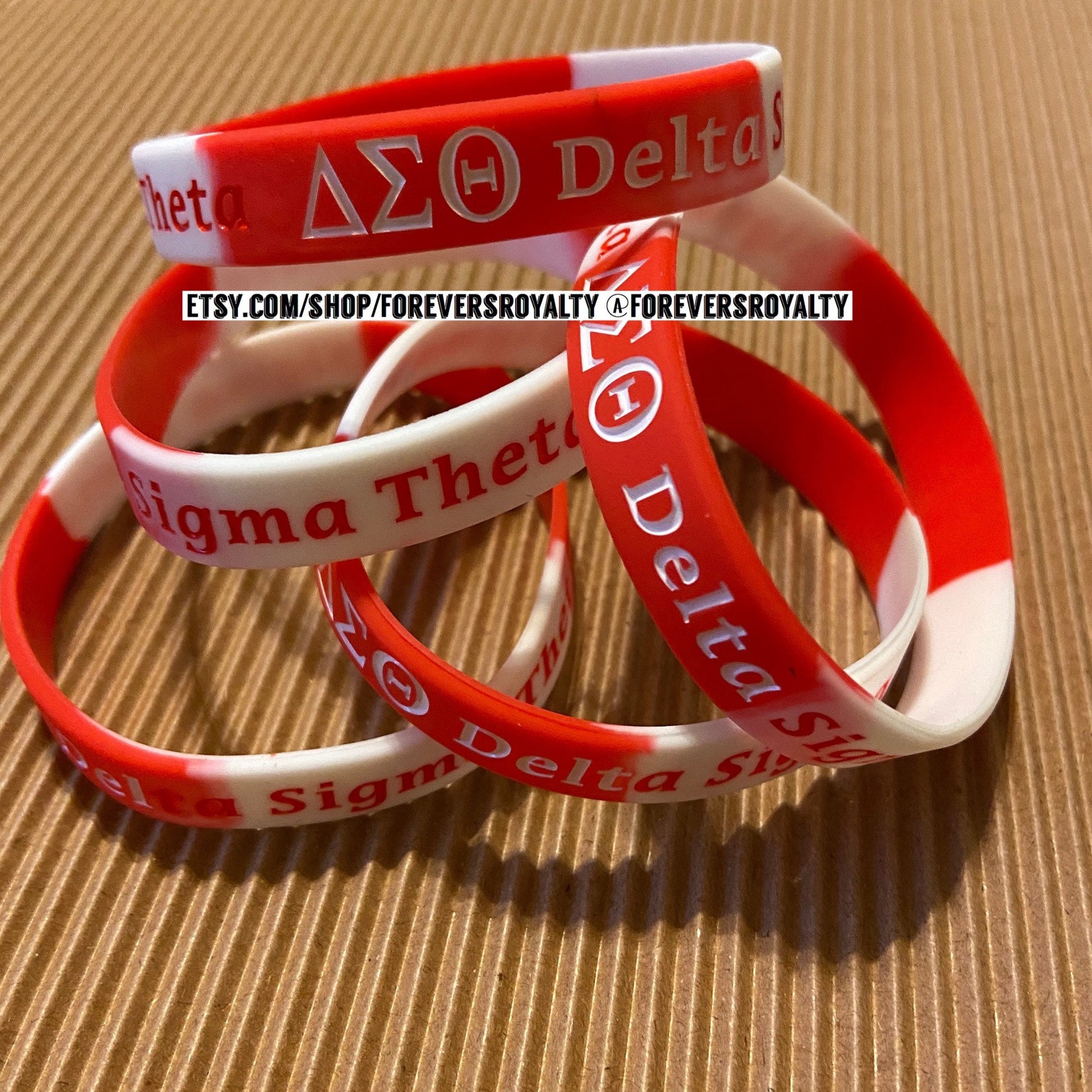 Delta Wristband - Etsy