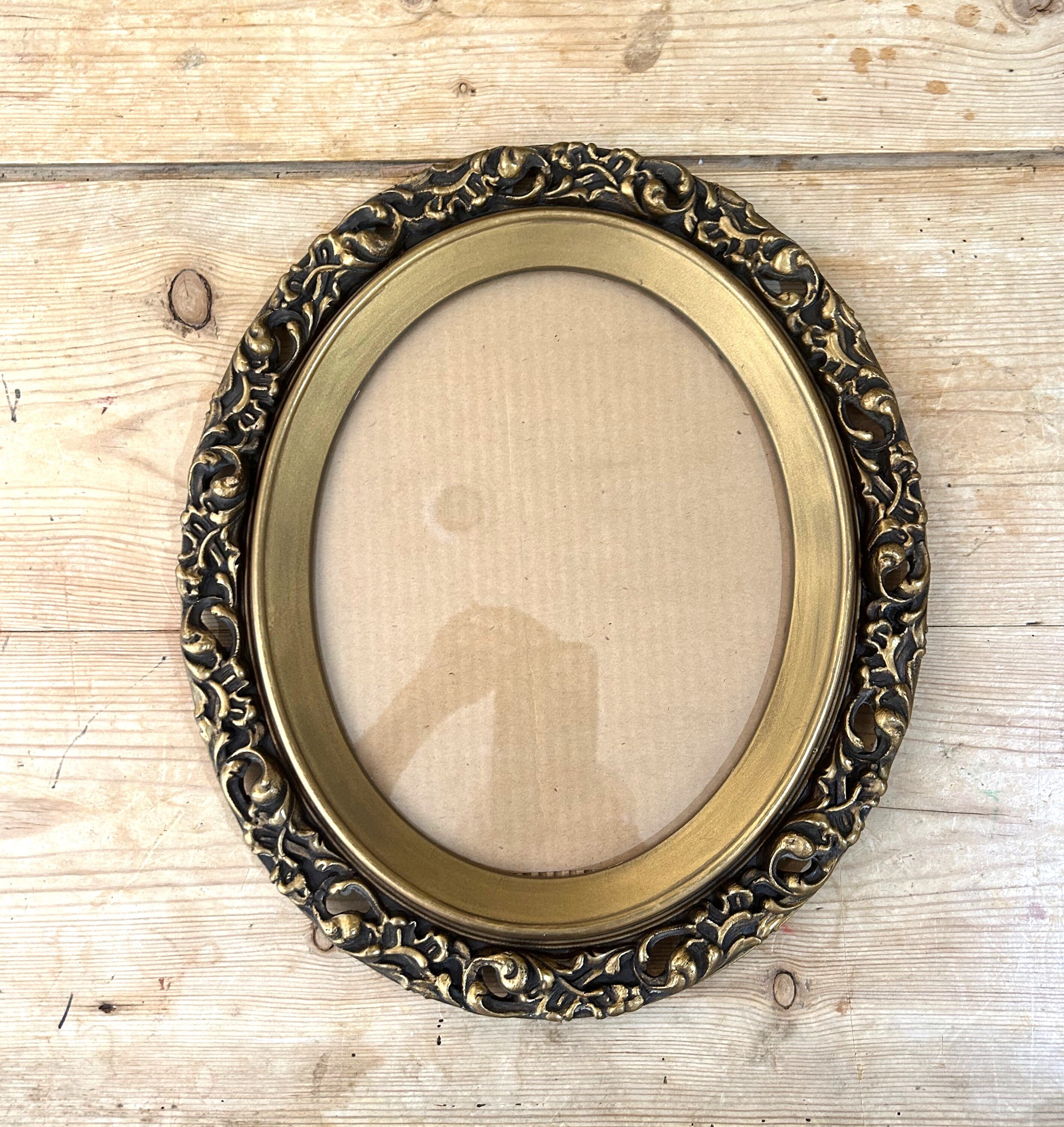 Antique Oval Frame Wood