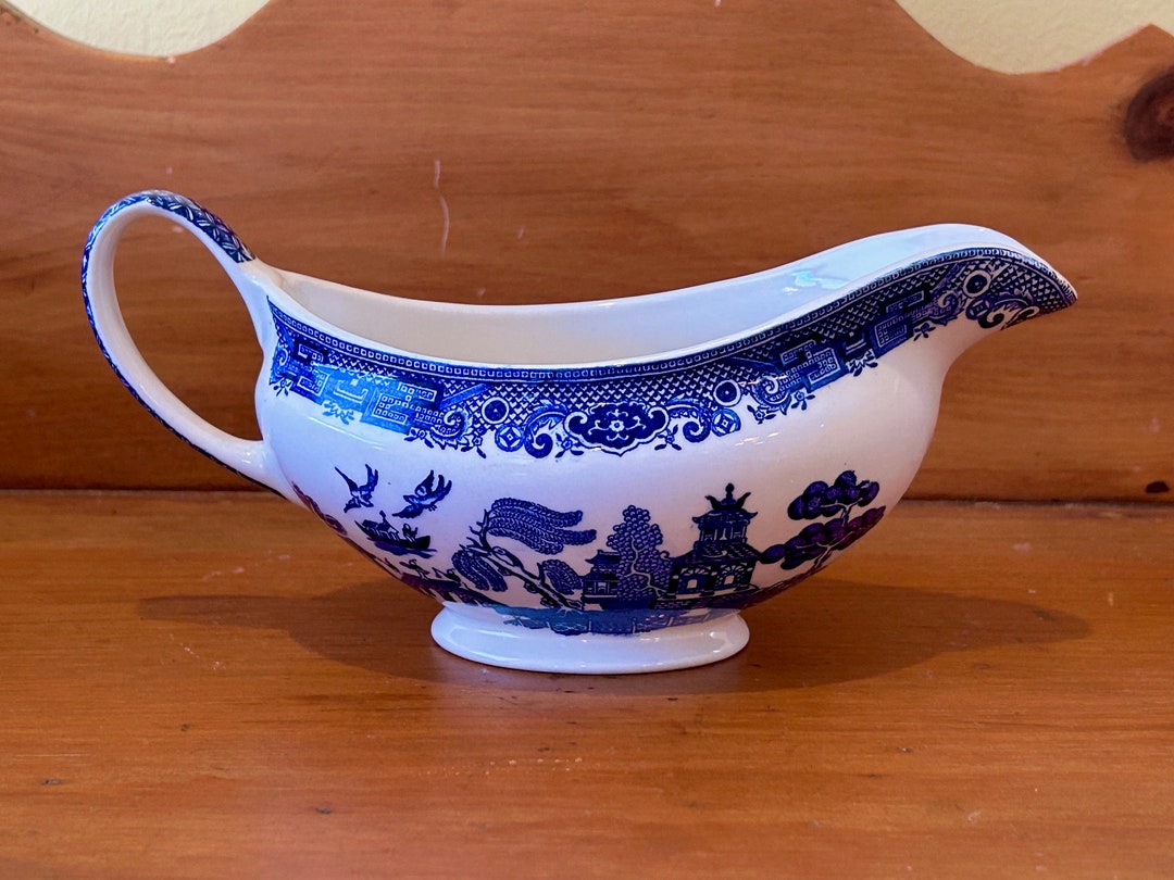 Blue Willow Gravy, Vintage Johnson Brothers Willow Gravy Boat, Made in ...