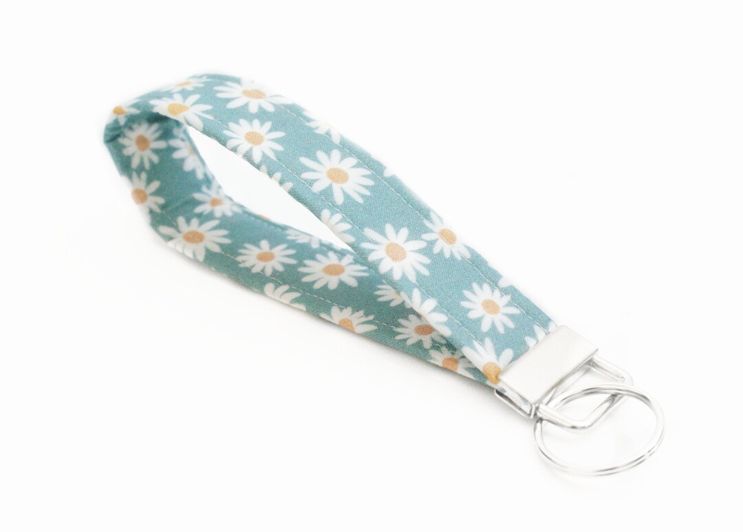 Daisy Key Fob on Dusty Blue - 5 Inch Key Ring - Key Chain - Cute ...
