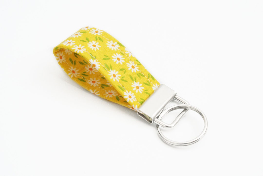 Small Keychain - Daisies on Yellow - 2.5 or 3.5 Inch Key Ring - Cute ...
