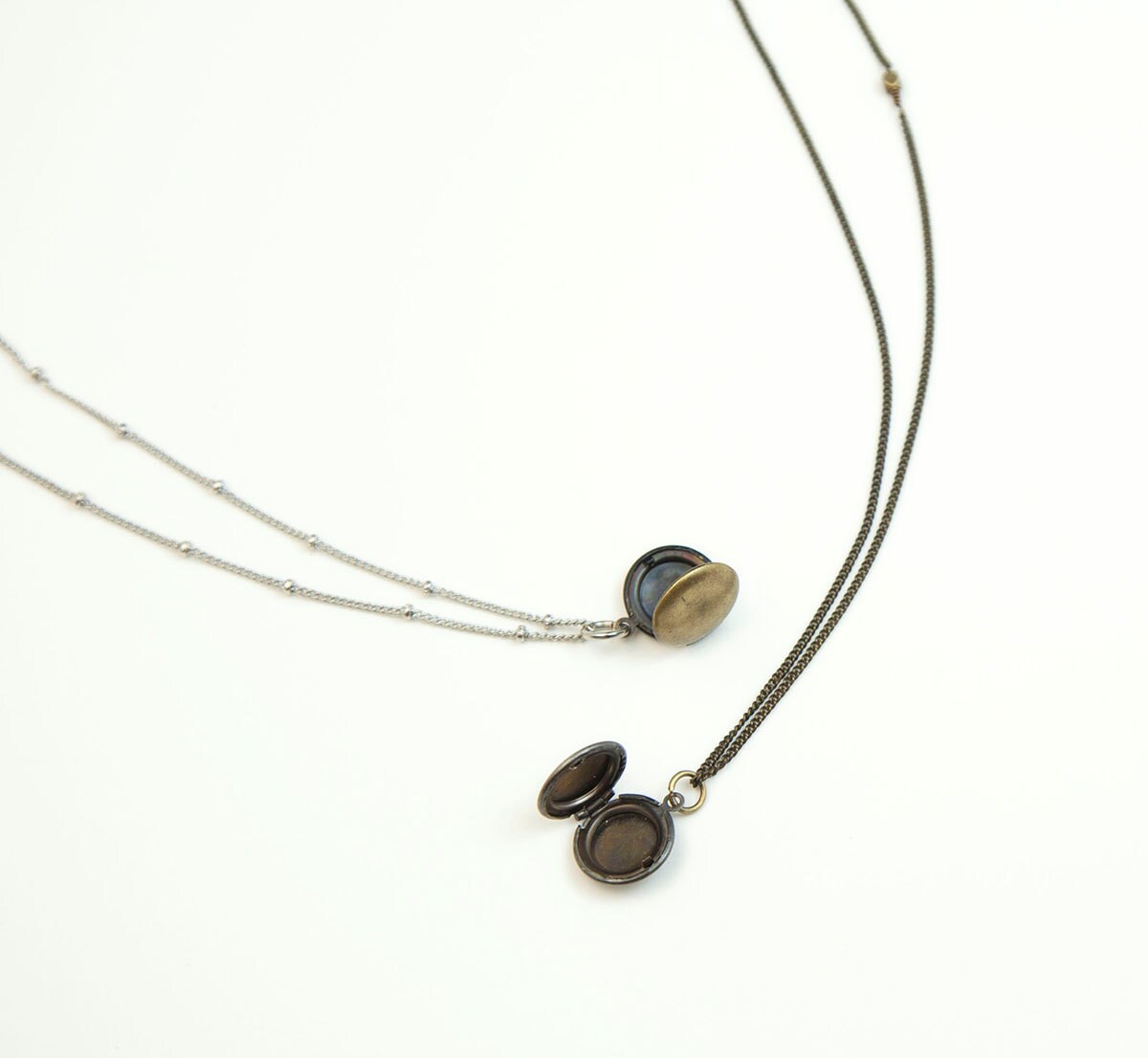 TINY ROUND LOCKET Necklace / Simple Locket Necklace / Antique - Etsy Canada