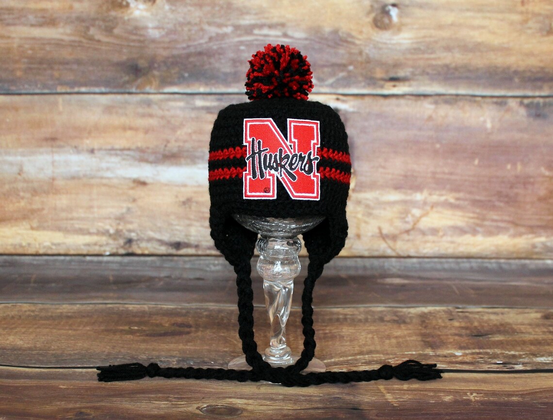 Nebraska Huskers Stocking Hat With Pom-pom - Size Newborn to Child ...