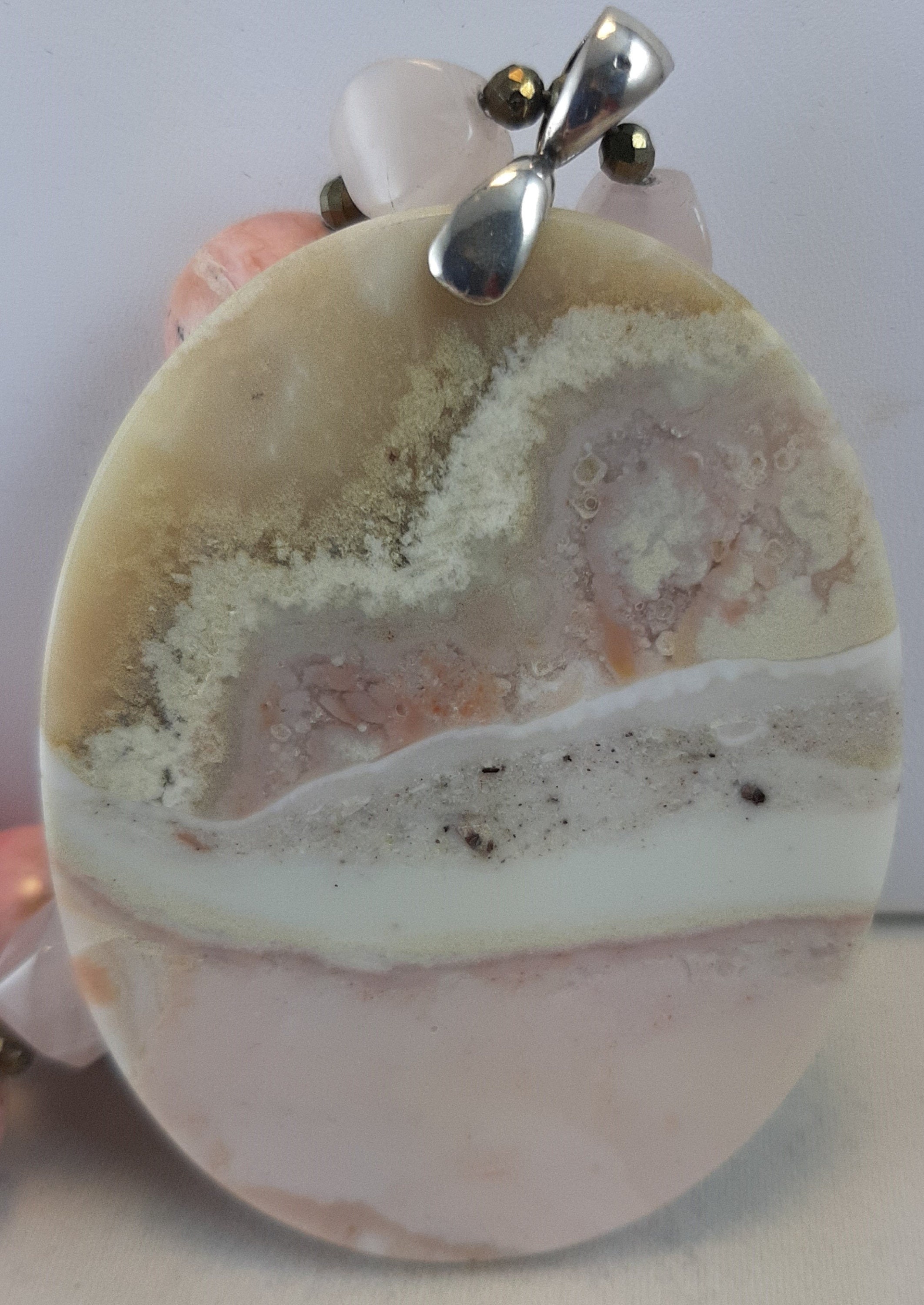 Agate rubanée, thulite, quartz rose, pyrite, collier en argent sterling ...
