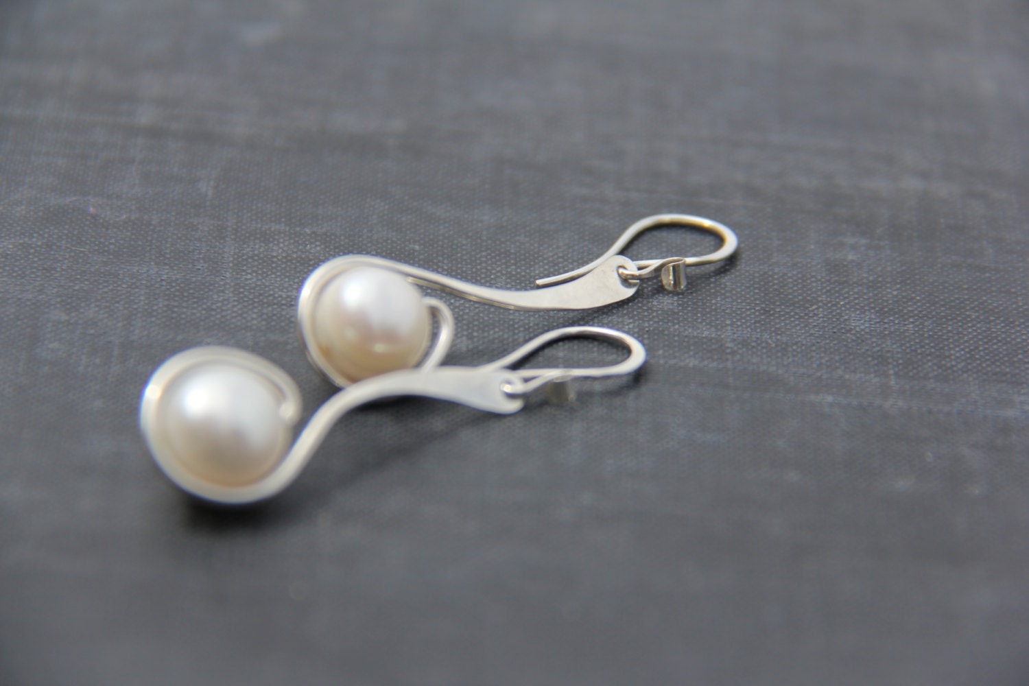 Sterling Silver and Pearl Drop Dangle Earrings, Hammered Drop, Elegant ...