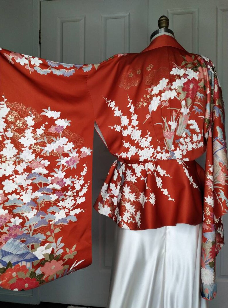 Beautiful Red Kimono Jacket With Floral Print - Etsy
