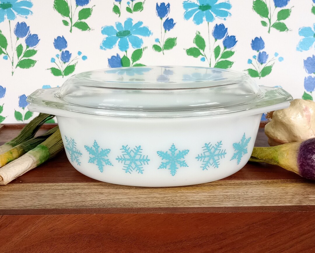 Pyrex Snowflake Casserole Dish With Lid, Turquoise 1 1/2 QT, 043 - Etsy