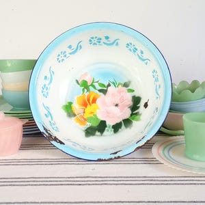 Large Enamelware Bowl Basin, Flower Pattern Enamel Ware, Farmhouse ...