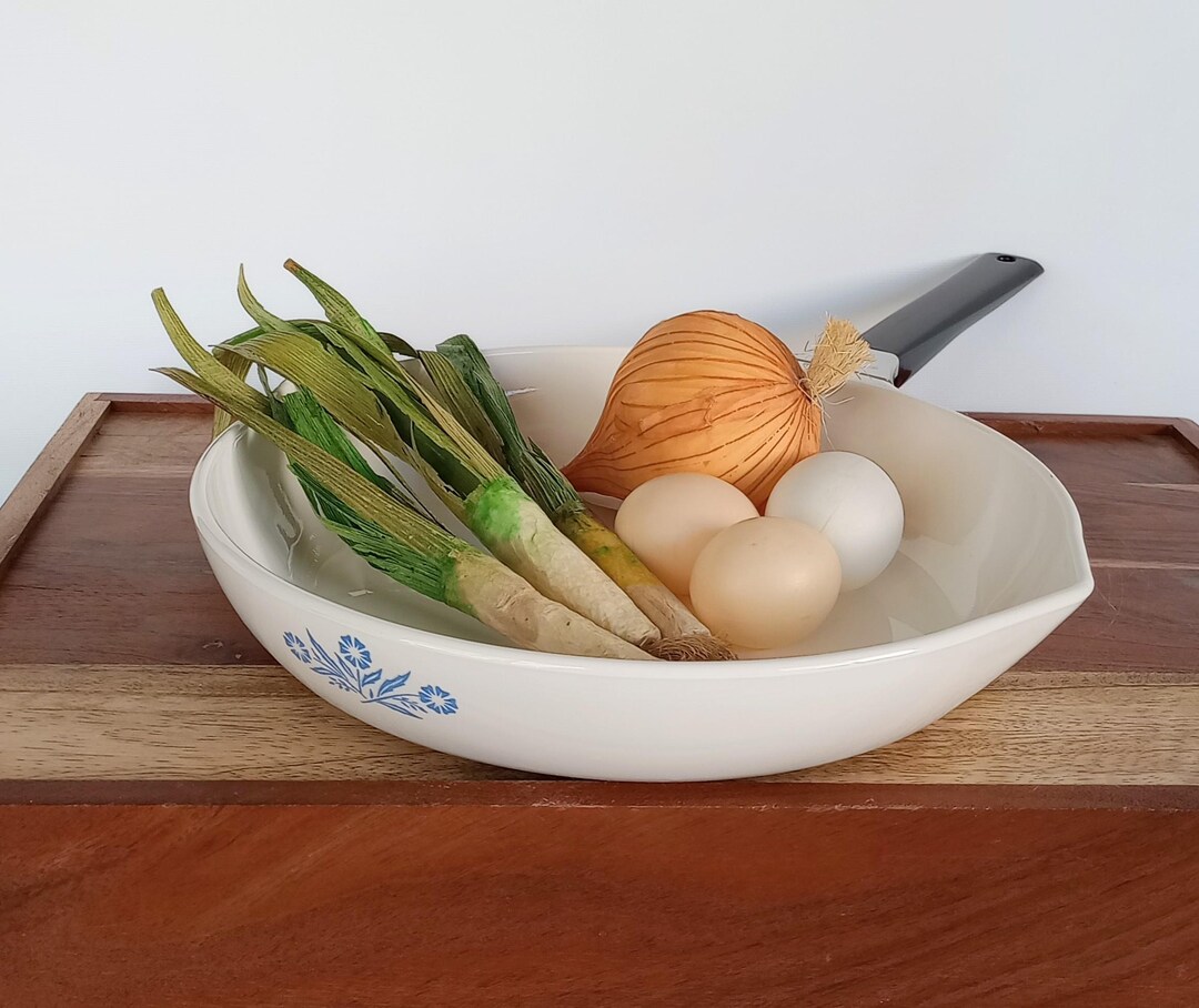 Corning Ware Cornflower Blue Skillet Frying Pan Pour Spouts, P-910-B - Etsy