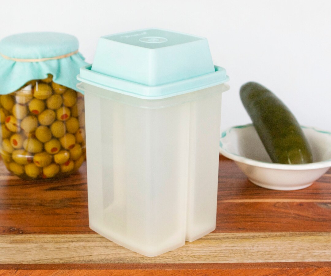 Tupperware Pickle Keeper, Pick a Deli Container Lift up Storage Box - Etsy