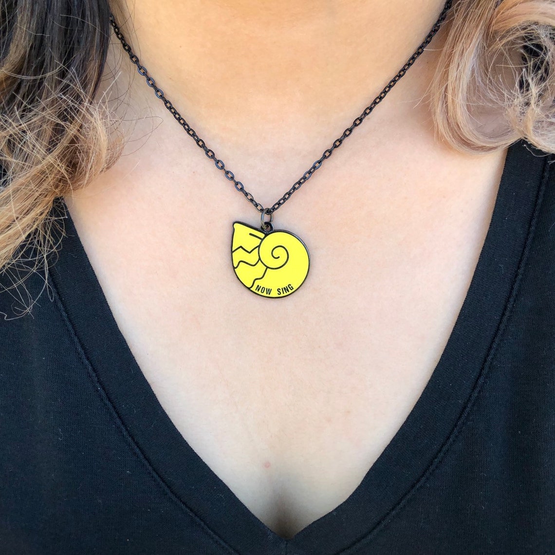 Collar Ursula / Traje ursula / Ursula Shell Collar / Ursula - Etsy España