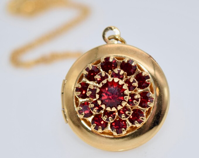 Vintage Round Gold Locket Necklace With Red Rhinestones - Etsy