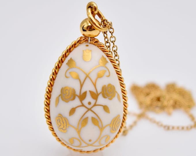 1978 Franklin Mint Easter Egg Pendant Necklace, Original Box - Etsy