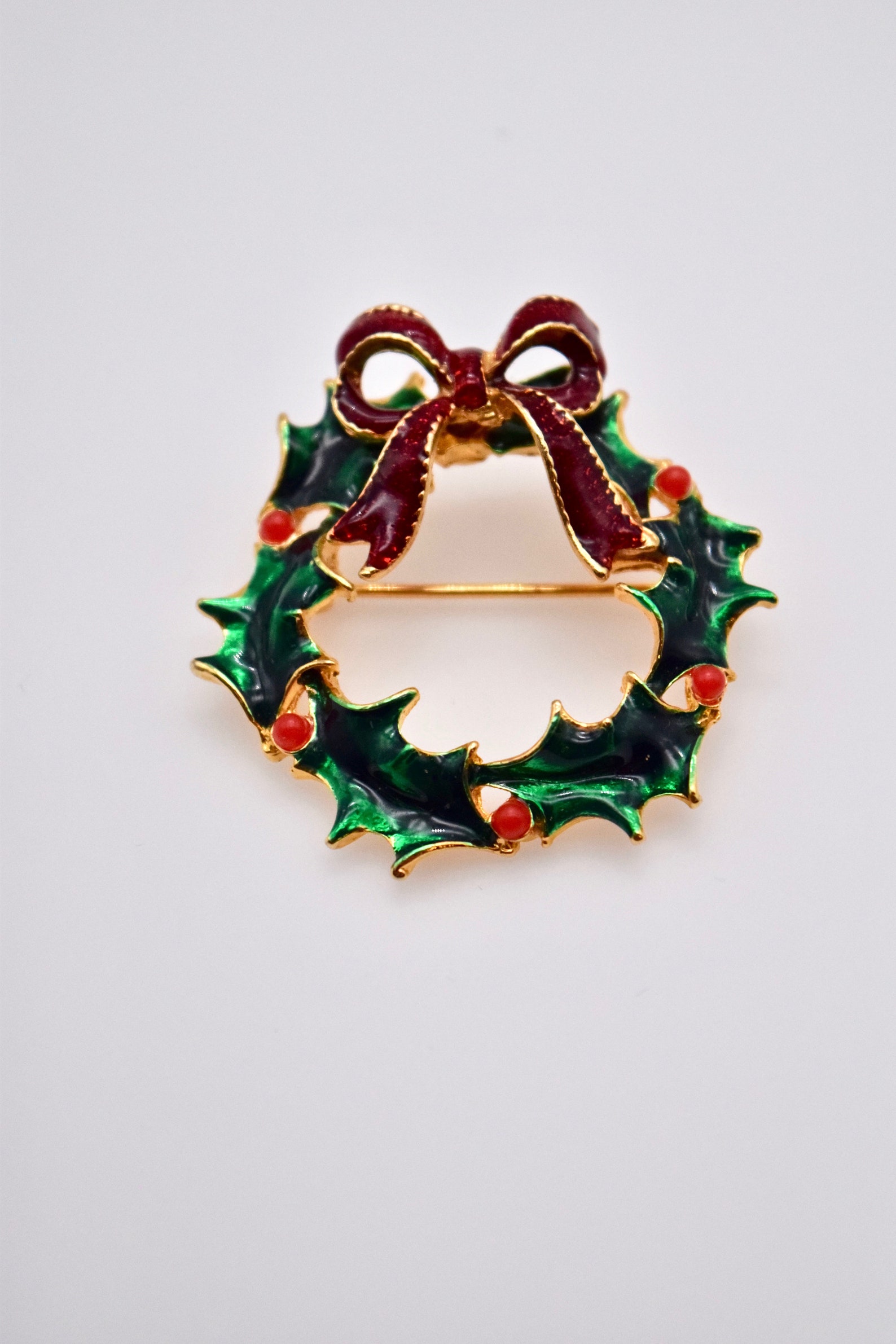 Christmas Wreath Brooch Pin Green Holly Leaves Red Berries | Etsy