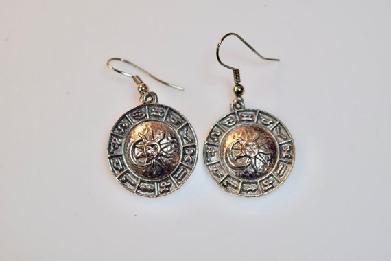 Astrological Star Signs Silver Moon & Sun Disk Earrin… - Gem