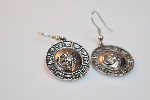 Astrological Star Signs Silver Moon & Sun Disk Earrin… - Gem