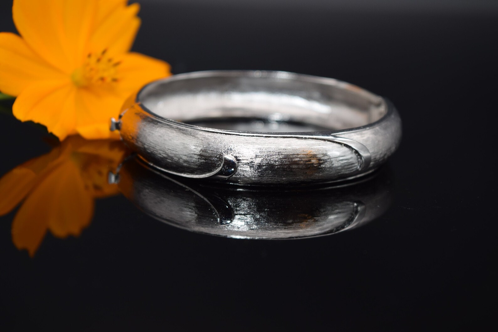 Vintage Marvella Silver Bangle Bracelet - Etsy