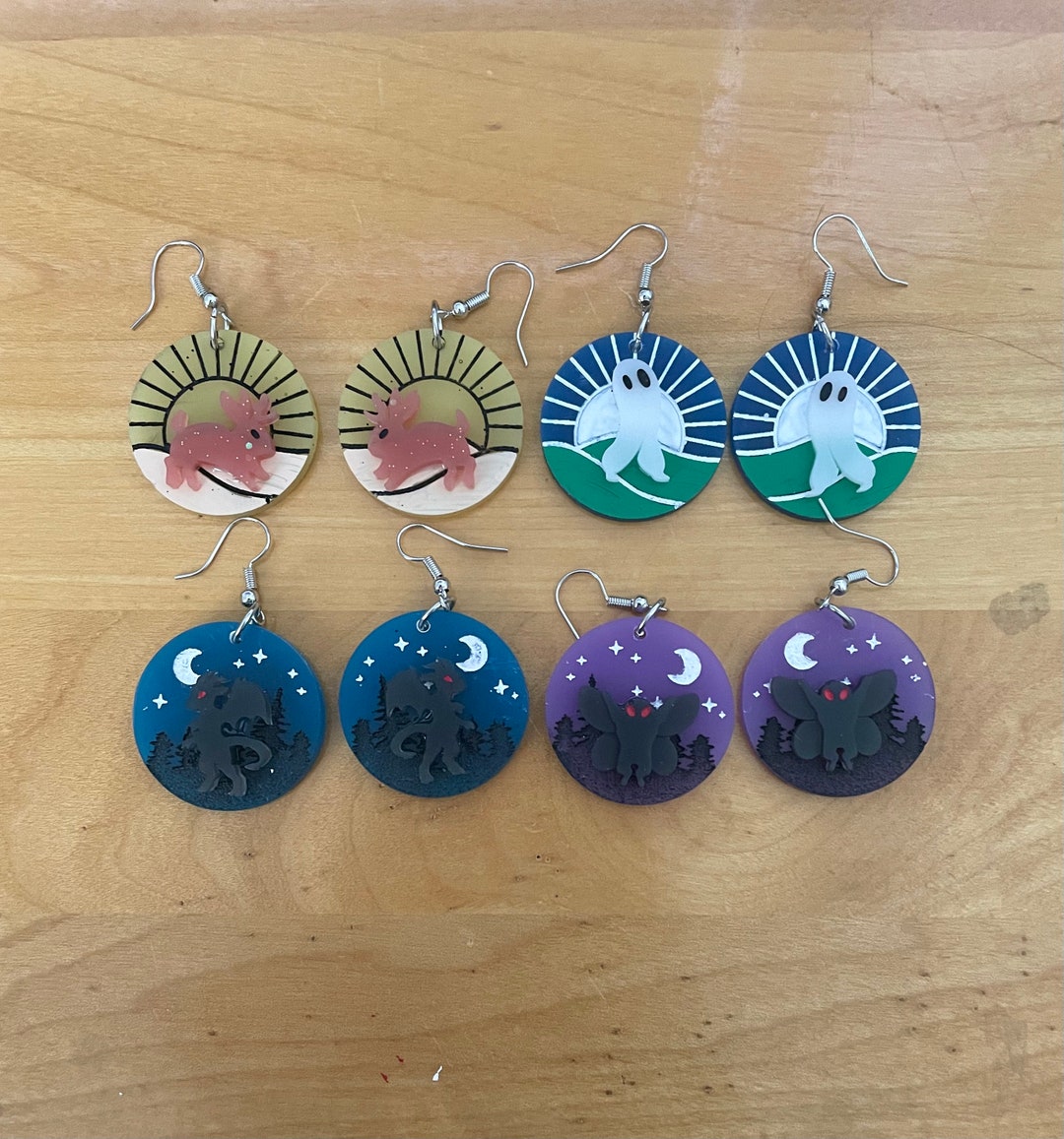 Cryptid Sighting Earrings - Etsy