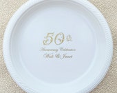 Items similar to Custom Plastic Party Plates, Personalized Wedding ...