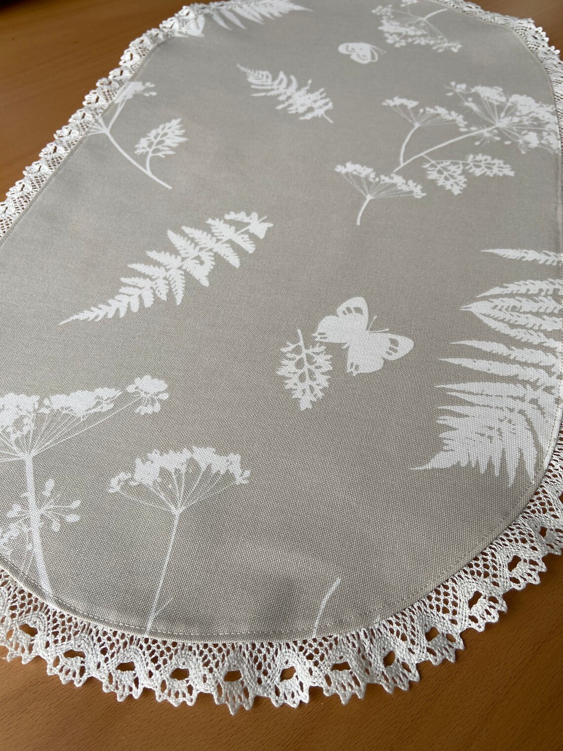 Oval Table Linen Oval Doily Cotton Table Mat Lace Beige Center Piece ...