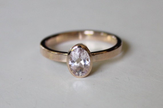 ENGAGEMENT RING With Morganit 14k - Etsy