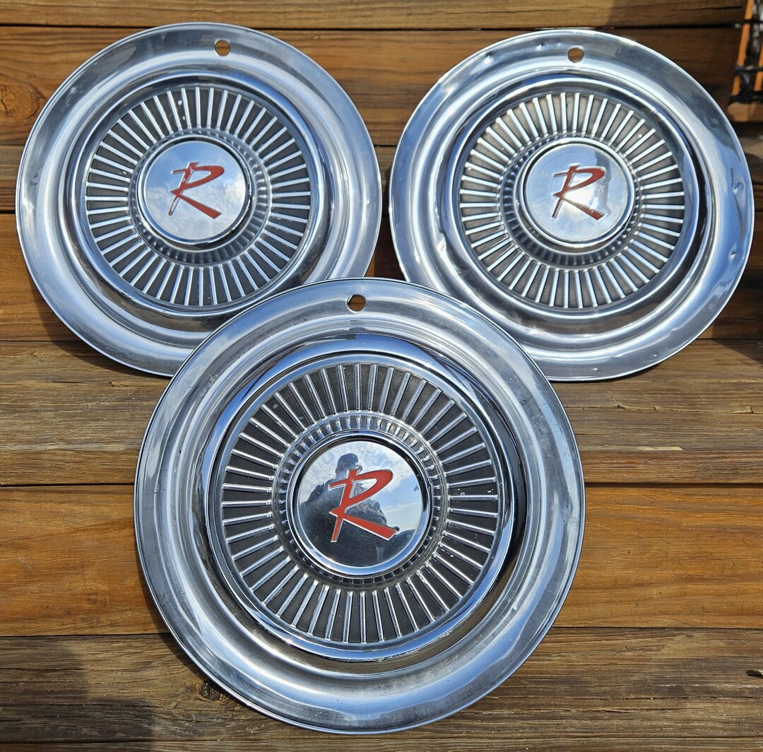 AMC Rambler Classic Hubcaps (3) 15" Decent Condition American Motors ...