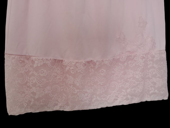 Vintage Kayser Pink Half Slip, Embroidered Lace Hem S… - Gem