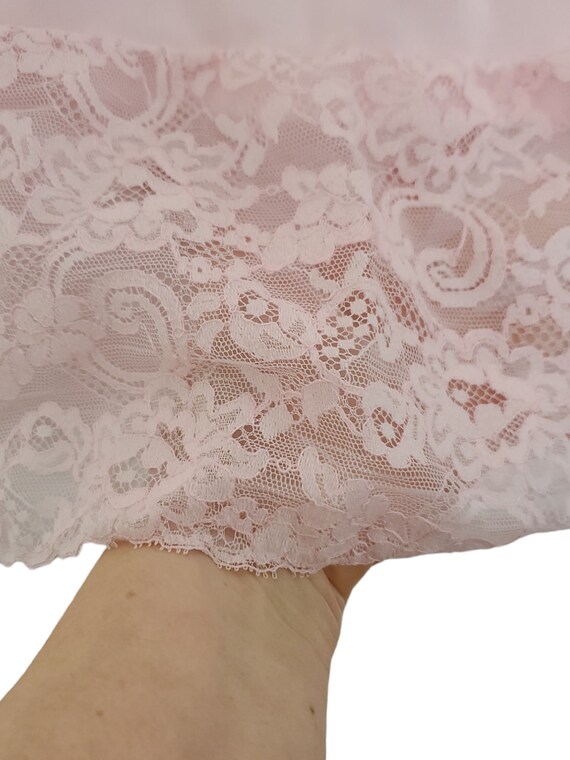 Vintage Kayser Pink Half Slip, Embroidered Lace Hem S… - Gem