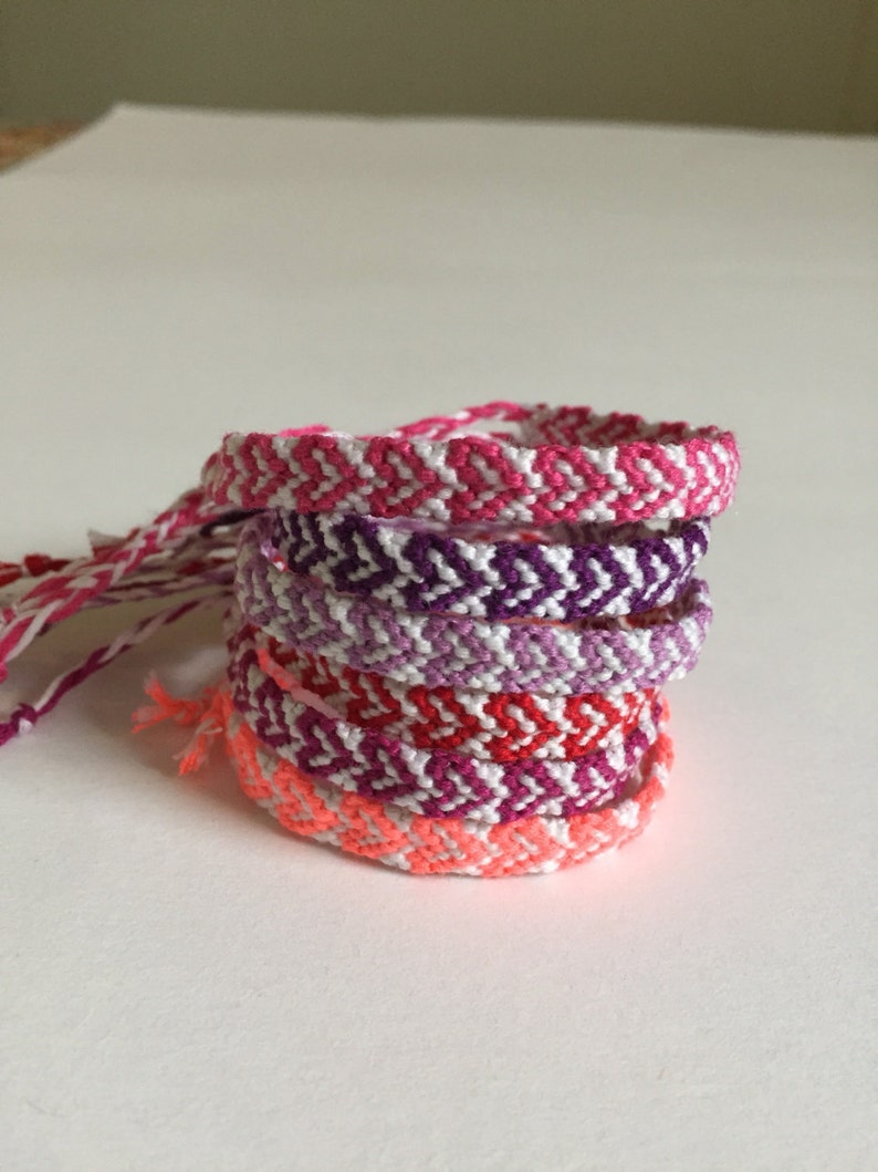 Heart Friendship Bracelets // Valentine's Day Heart - Etsy