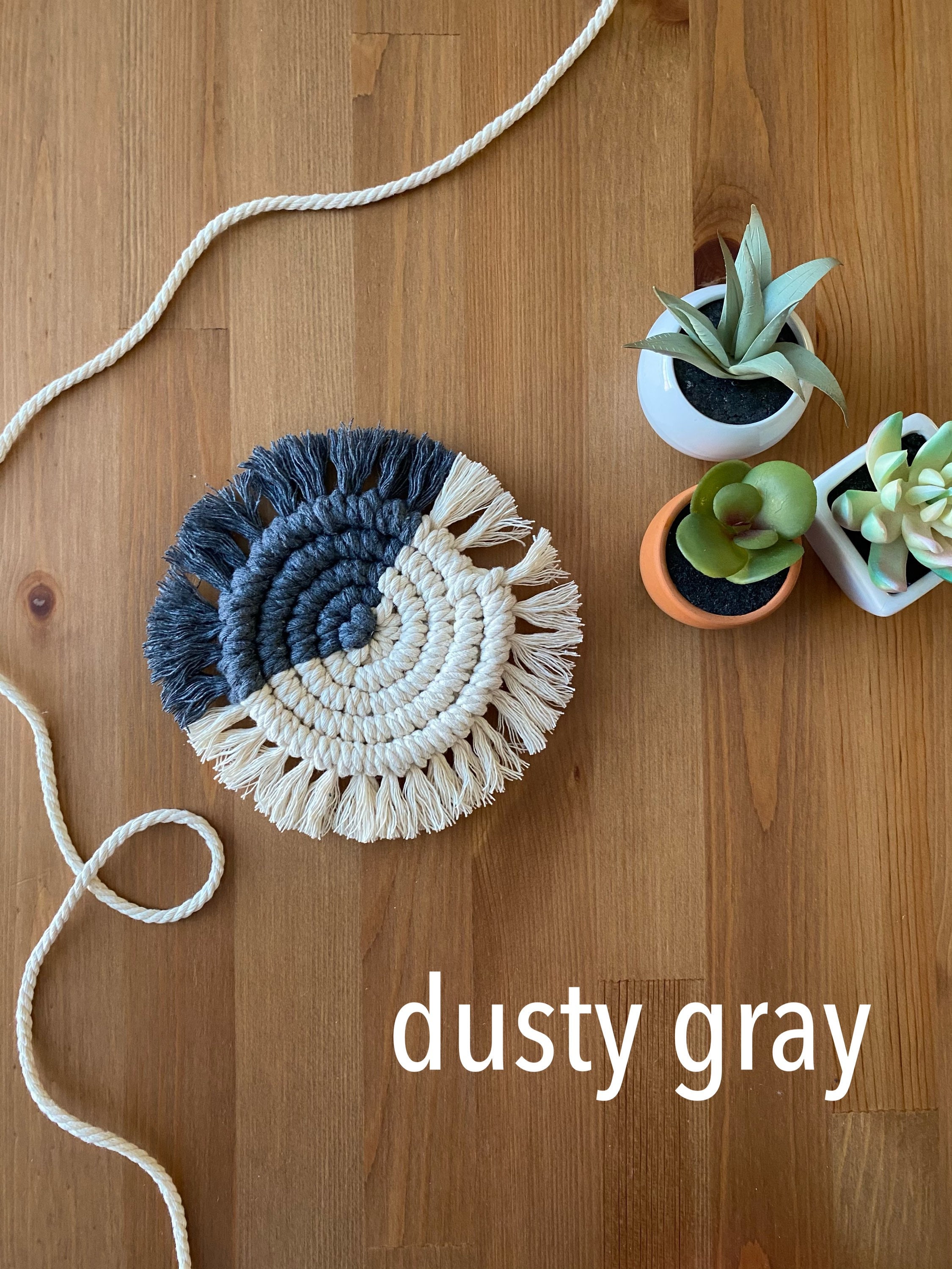 Handmade Macrame Coasters // Boho Style Macrame Coasters // - Etsy.de