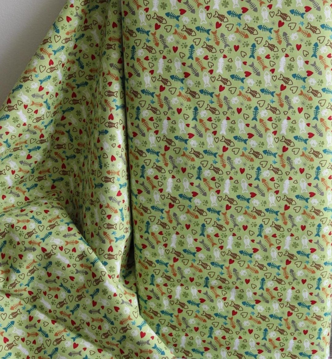 Fish Skeleton Fabric: Henry Glass Cotton, Green Background - Etsy