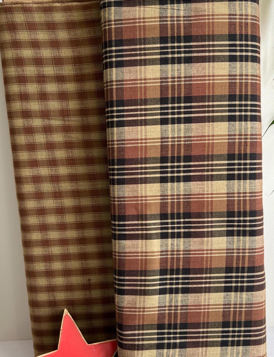 Brown Plaid Homespun Fabric: Dunroven House Cotton Rag Quilt Material ...