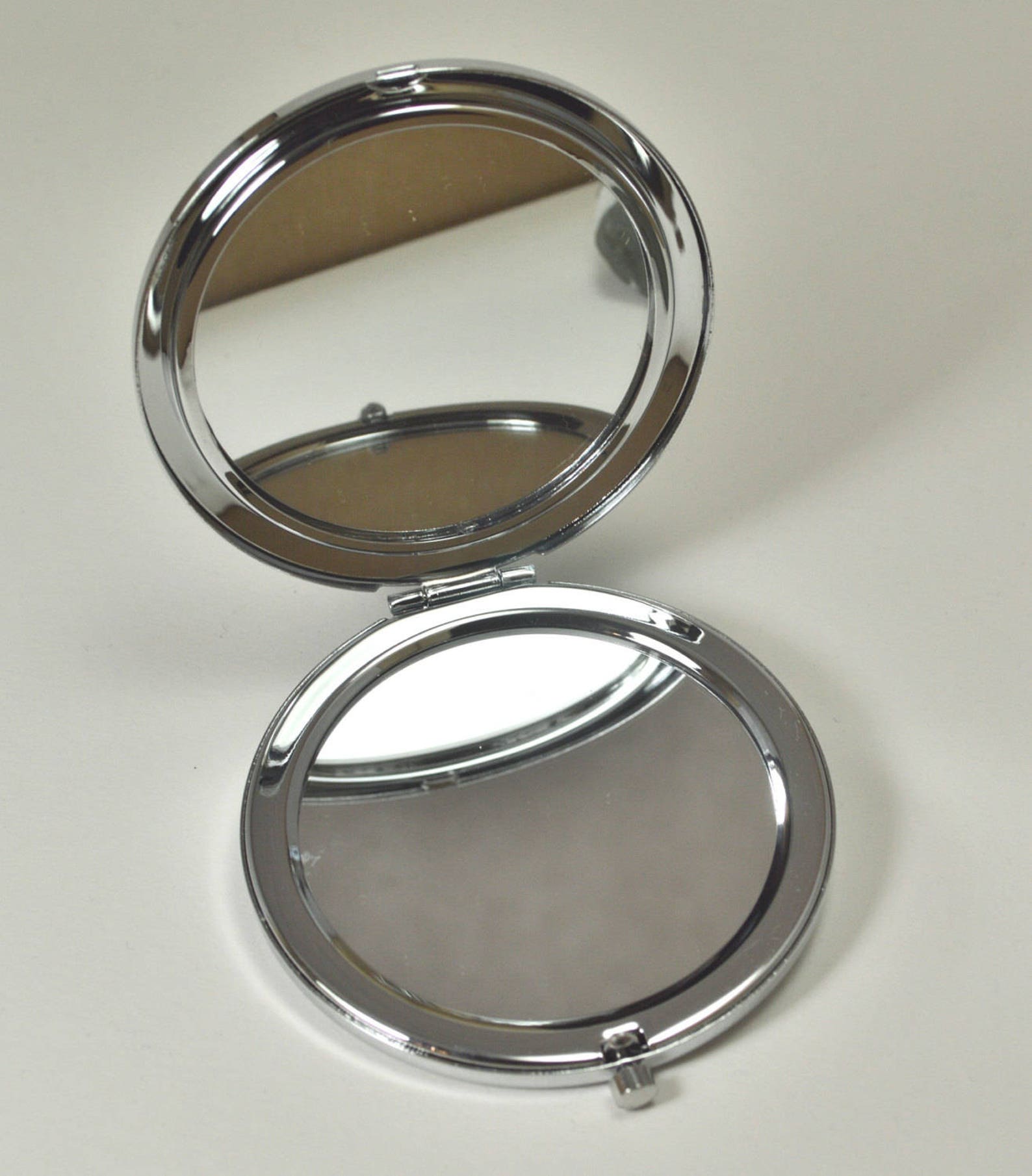 Elegant Green Jeweled Compact Mirror - Etsy