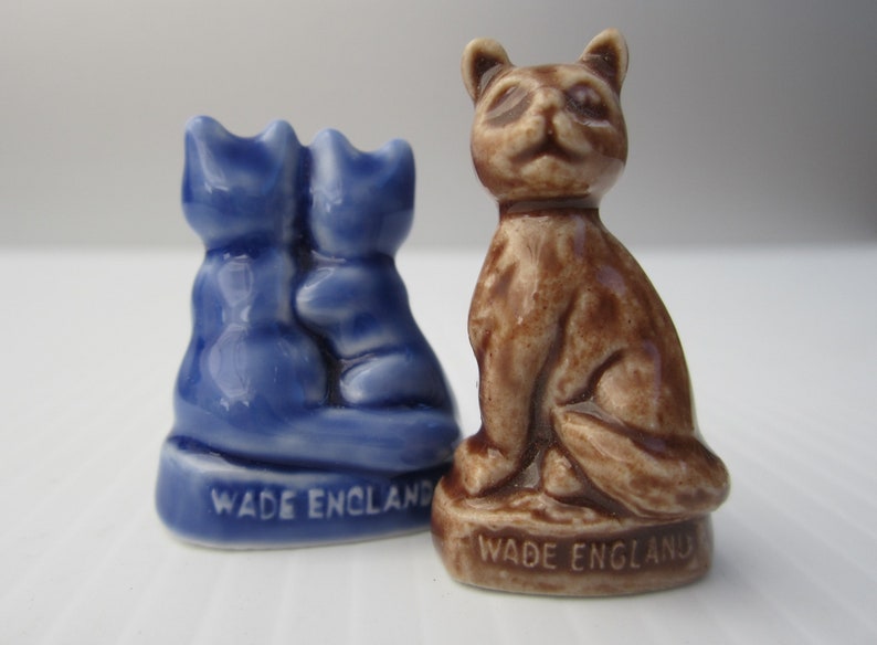 2-pc Cat Figurine by Wade Pottery of England Vintage Kitty - Etsy