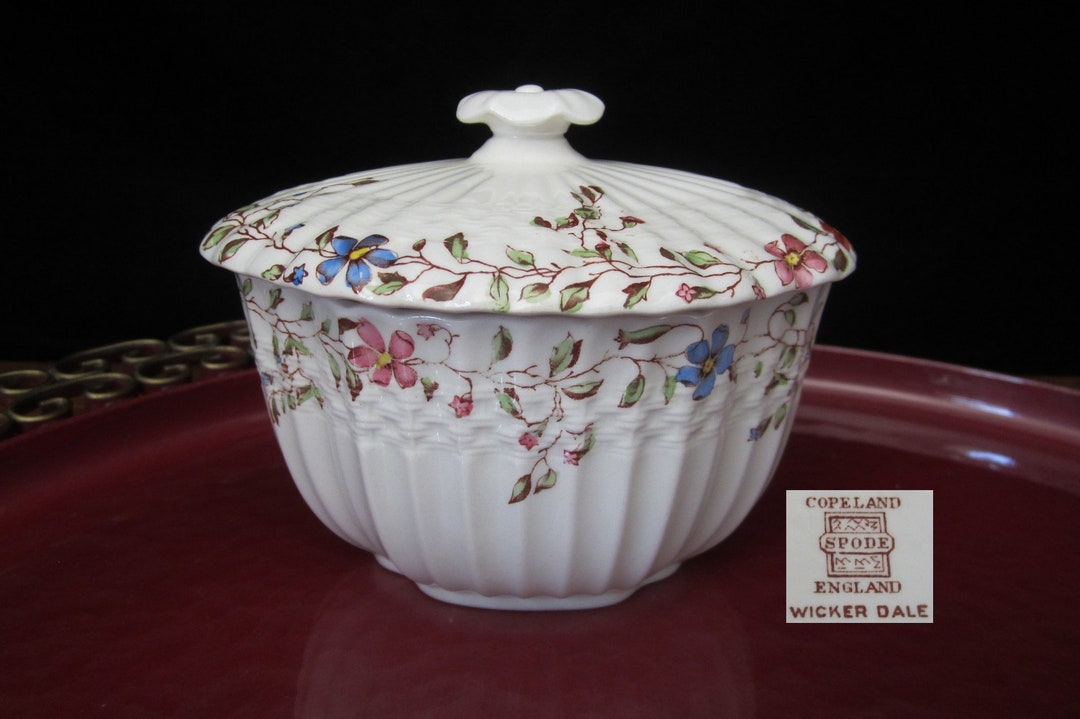 Wicker Dale Sugar Bowl and Lid by Copeland Spode Vintage 1954 Delicate ...