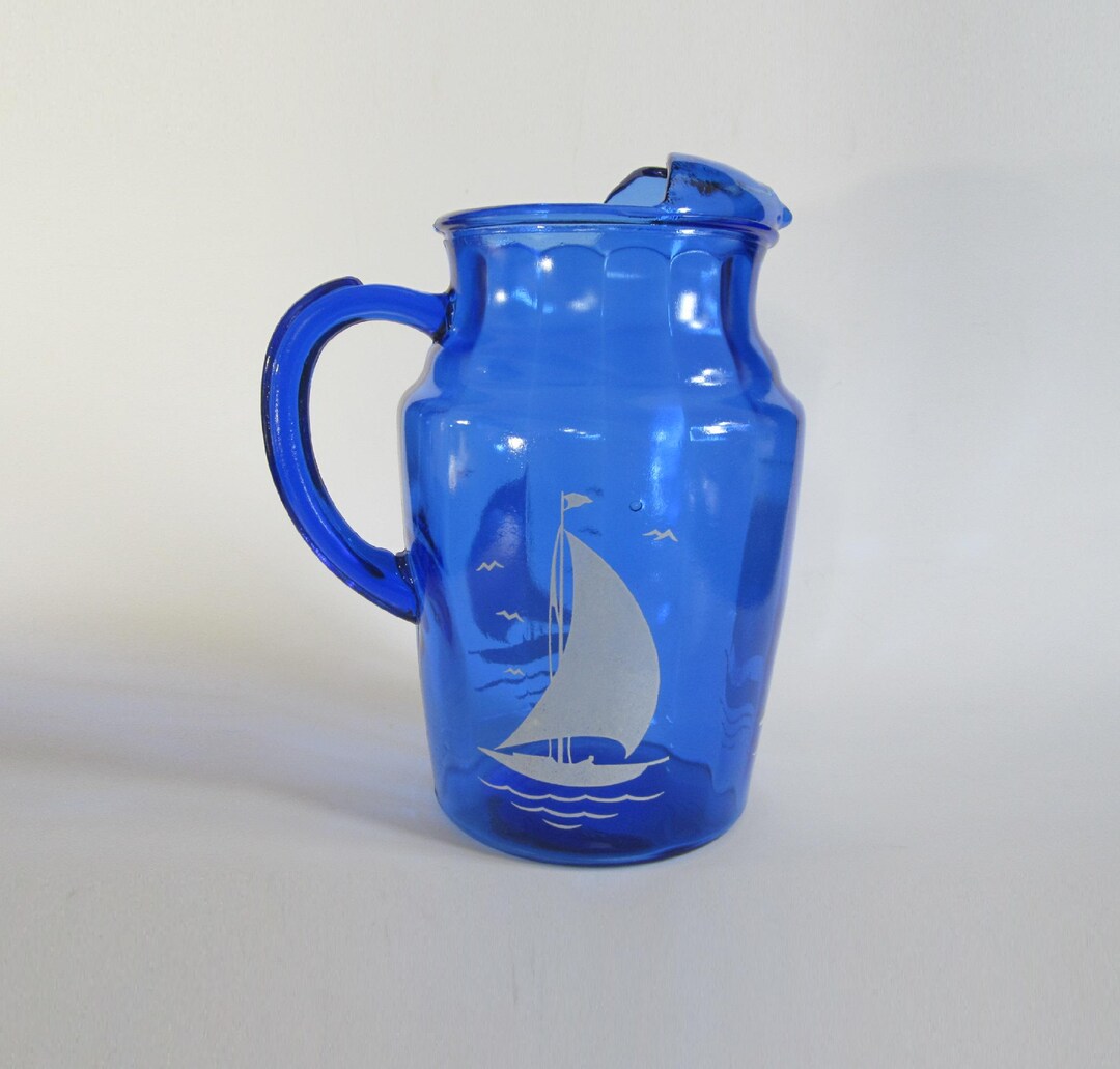Vintage Hazel-atlas Ships Pitcher With Ice Lip Cobalt Ritz Blue & White ...